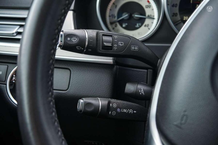 Balts Mercedes-Benz E 350 2014 Marijampole, ar dzinēja tilpumu 2.99 L un nobraukumu 347 tūkst. km par 10450 €, foto 25 vietnē AUTOMOTO.COM.LV