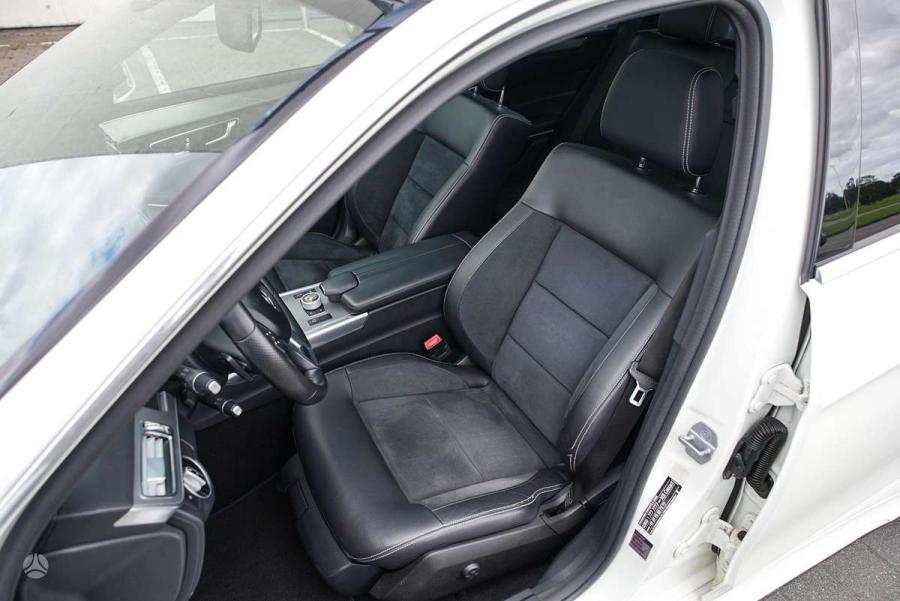 Balts Mercedes-Benz E 350 2014 Marijampole, ar dzinēja tilpumu 2.99 L un nobraukumu 347 tūkst. km par 10450 €, foto 31 vietnē AUTOMOTO.COM.LV