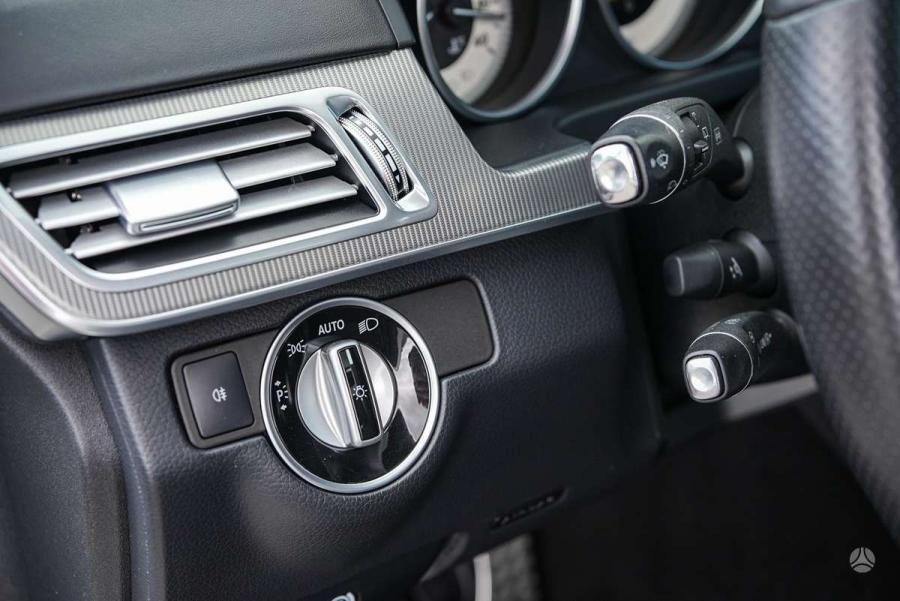 Balts Mercedes-Benz E 350 2014 Marijampole, ar dzinēja tilpumu 2.99 L un nobraukumu 347 tūkst. km par 10450 €, foto 33 vietnē AUTOMOTO.COM.LV