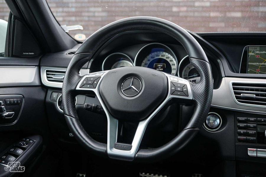 Balts Mercedes-Benz E 350 2014 Kauņa, ar dzinēja tilpumu 3.00 L un nobraukumu 347 tūkst. km par 9250 €, foto 20 vietnē AUTOMOTO.COM.LV