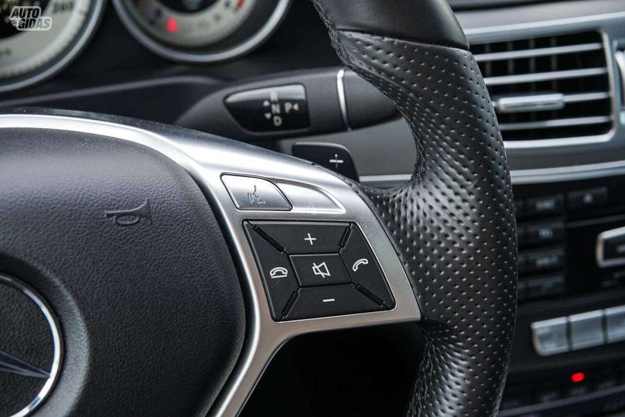 Balts Mercedes-Benz E 350 2014 Kauņa, ar dzinēja tilpumu 3.00 L un nobraukumu 347 tūkst. km par 9250 €, foto 26 vietnē AUTOMOTO.COM.LV