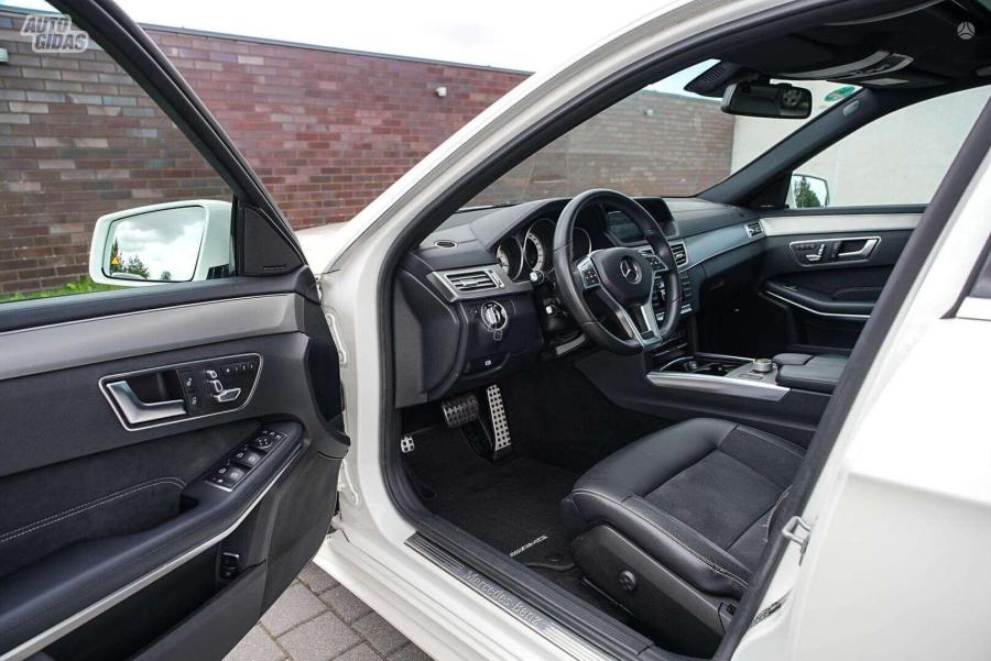 Balts Mercedes-Benz E 350 2014 Kauņa, ar dzinēja tilpumu 3.00 L un nobraukumu 347 tūkst. km par 9250 €, foto 28 vietnē AUTOMOTO.COM.LV