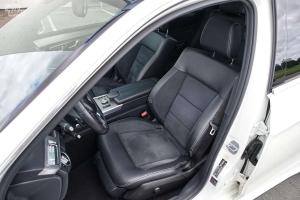 Balts Mercedes-Benz E 350 2014 Kauņa, ar dzinēja tilpumu 3.00 L un nobraukumu 347 tūkst. km par 9250 €, foto 31 vietnē AUTOMOTO.COM.LV