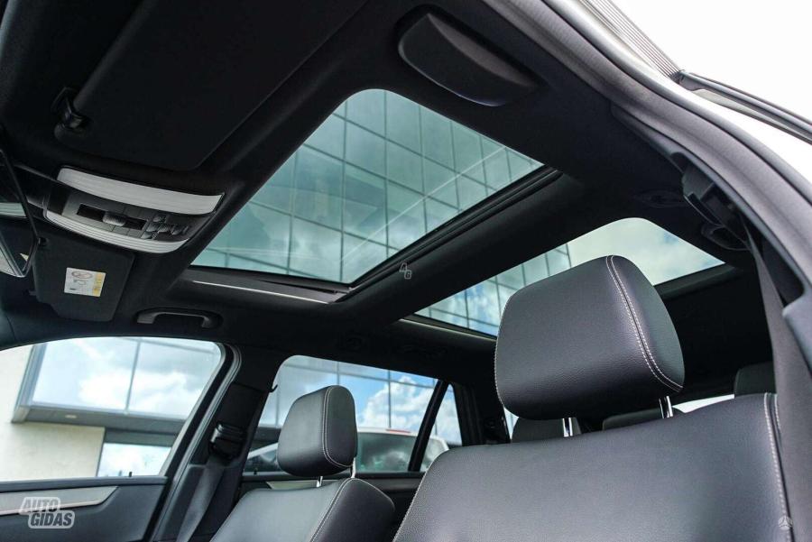 Balts Mercedes-Benz E 350 2014 Kauņa, ar dzinēja tilpumu 3.00 L un nobraukumu 347 tūkst. km par 9250 €, foto 32 vietnē AUTOMOTO.COM.LV