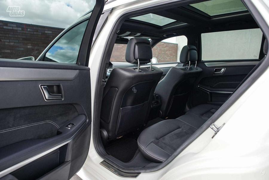 Balts Mercedes-Benz E 350 2014 Kauņa, ar dzinēja tilpumu 3.00 L un nobraukumu 347 tūkst. km par 9250 €, foto 37 vietnē AUTOMOTO.COM.LV