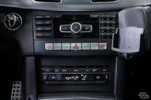 White Mercedes-Benz E 350 2015 in Marijampole, with an engine capacity of 3.00 L and mileage of 287 thousand km for 13150 €, photo 20 on AUTOMOTO.COM.LV
