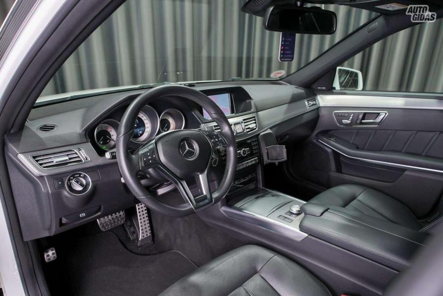 White Mercedes-Benz E 350 2015 in Marijampole, with an engine capacity of 3.00 L and mileage of 287 thousand km for 13150 €, photo 24 on AUTOMOTO.COM.LV