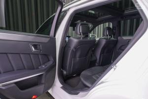 White Mercedes-Benz E 350 2015 in Marijampole, with an engine capacity of 3.00 L and mileage of 287 thousand km for 13150 €, photo 32 on AUTOMOTO.COM.LV