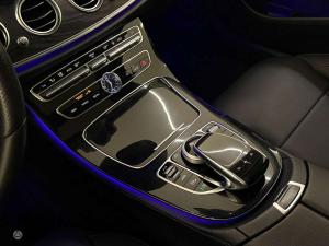 White Mercedes-Benz E 350 2017 in Marijampole, with an engine capacity of 2.99 L and mileage of 293 thousand km for 15450 €, photo 6 on AUTOMOTO.COM.LV