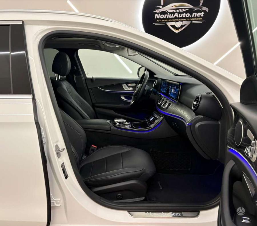 White Mercedes-Benz E 350 2017 in Marijampole, with an engine capacity of 2.99 L and mileage of 293 thousand km for 15450 €, photo 8 on AUTOMOTO.COM.LV