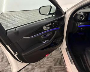White Mercedes-Benz E 350 2017 in Marijampole, with an engine capacity of 2.99 L and mileage of 293 thousand km for 15450 €, photo 18 on AUTOMOTO.COM.LV