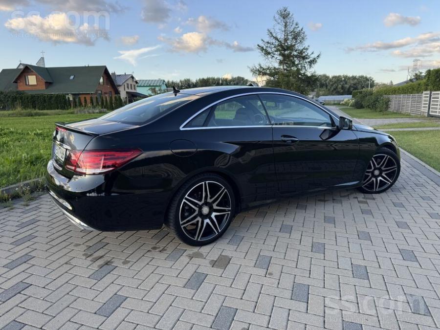 Melns Mercedes-Benz E 400 2015 Rīga, ar dzinēja tilpumu 3.50 L un nobraukumu 269 tūkst. km par 12990 €, foto 3 vietnē AUTOMOTO.COM.LV