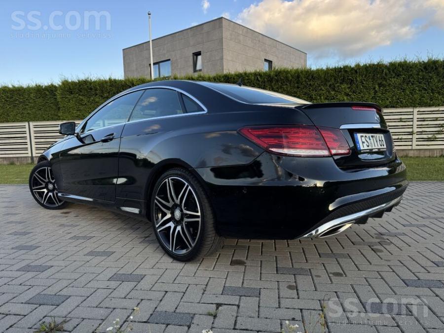 Melns Mercedes-Benz E 400 2015 Rīga, ar dzinēja tilpumu 3.50 L un nobraukumu 269 tūkst. km par 12990 €, foto 4 vietnē AUTOMOTO.COM.LV
