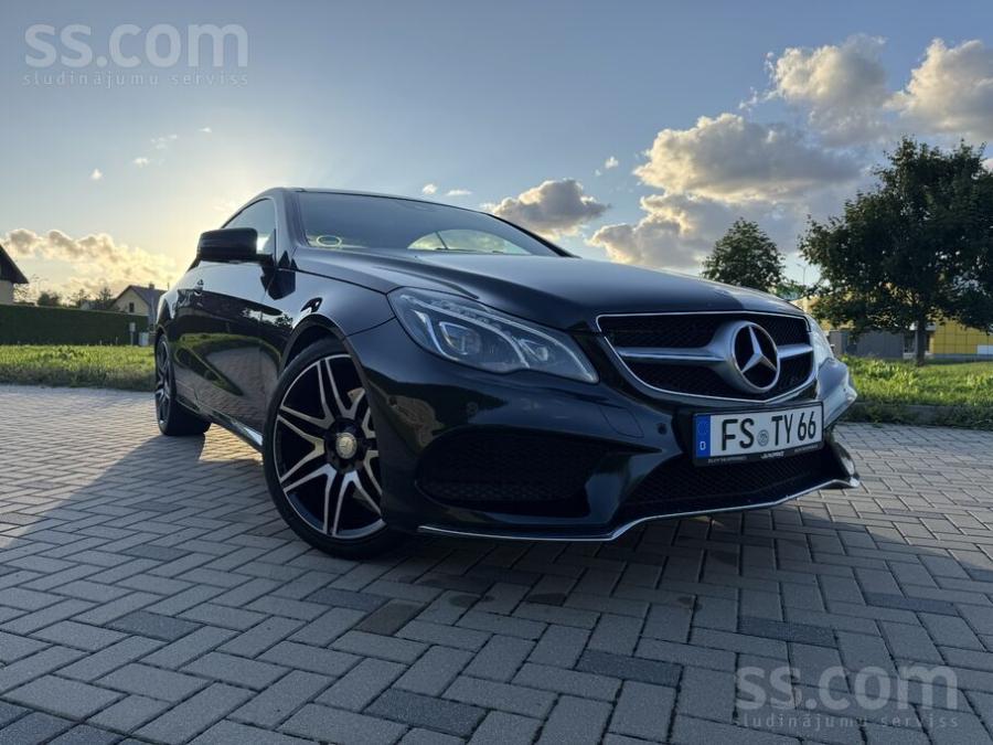 Melns Mercedes-Benz E 400 2015 Rīga, ar dzinēja tilpumu 3.50 L un nobraukumu 269 tūkst. km par 12990 €, foto 5 vietnē AUTOMOTO.COM.LV