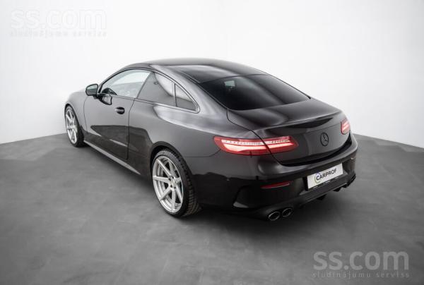 Melns Mercedes-Benz E 400 2018 Tallina, ar dzinēja tilpumu 3.00 L un nobraukumu 148 tūkst. km par 31999 €, foto 6 vietnē AUTOMOTO.COM.LV