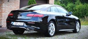 Melns Mercedes-Benz E 400 2018 Alīta, ar dzinēja tilpumu 3.00 L un nobraukumu 99 tūkst. km par 29200 €, foto 7 vietnē AUTOMOTO.COM.LV