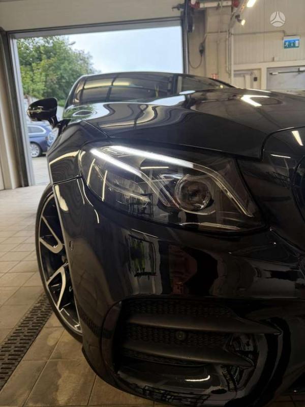 Melns Mercedes-Benz E 400 2018 Viļņa, ar dzinēja tilpumu 3.00 L un nobraukumu 165 tūkst. km par 30700 €, foto 4 vietnē AUTOMOTO.COM.LV