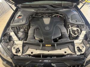 Black Mercedes-Benz E 400 2018 in Vilnius, with an engine capacity of 3.00 L and mileage of 165 thousand km for 30700 €, photo 6 on AUTOMOTO.COM.LV