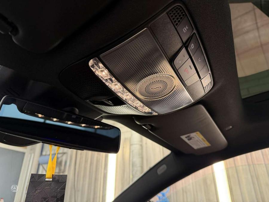 Black Mercedes-Benz E 400 2018 in Vilnius, with an engine capacity of 3.00 L and mileage of 165 thousand km for 30700 €, photo 11 on AUTOMOTO.COM.LV