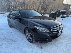 Black Mercedes-Benz E 400 2015 in Riga, with an engine capacity of 3.50 L and mileage of 7 thousand km for 36300 €, photo 3 on AUTOMOTO.COM.LV