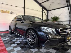 Melns Mercedes-Benz E 400 2019 Viļņa, ar dzinēja tilpumu 2.93 L un nobraukumu 125 tūkst. km par 29900 €, foto 3 vietnē AUTOMOTO.COM.LV