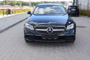 Черный Мерседес Е 400 2019 в Вильнюс, объемом двигателя 2.93 л и пробегом 212 тыс. км за 21000 €, фото 3 на AUTOMOTO.COM.LV