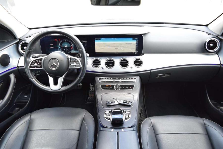 Черный Мерседес Е 400 2019 в Вильнюс, объемом двигателя 2.93 л и пробегом 212 тыс. км за 21000 €, фото 14 на AUTOMOTO.COM.LV