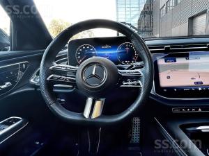 Black Mercedes-Benz E 400 2024 in Riga, with an engine capacity of 2.00 L and mileage of 18 thousand km for 72000 €, photo 9 on AUTOMOTO.COM.LV