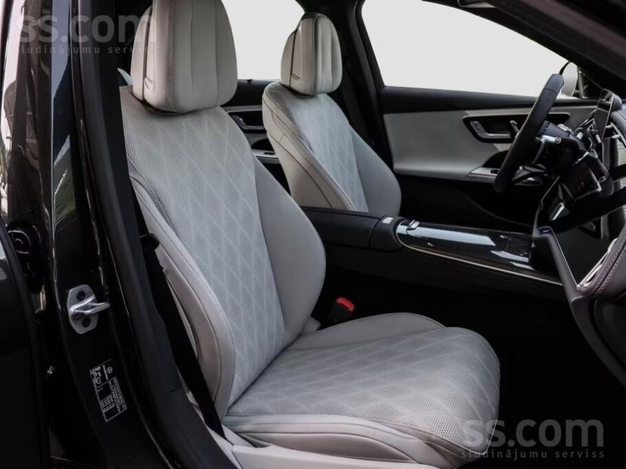 Melns Mercedes-Benz E 400 2025 Rīga, ar dzinēja tilpumu 2.00 L un nobraukumu 9 tūkst. km par 86400 €, foto 4 vietnē AUTOMOTO.COM.LV