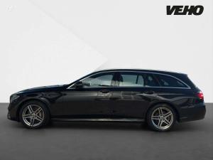 Melns Mercedes-Benz E 400 2018 Viļņa, ar dzinēja tilpumu 2.93 L un nobraukumu 178 tūkst. km par 23900 €, foto 3 vietnē AUTOMOTO.COM.LV