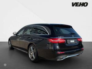 Melns Mercedes-Benz E 400 2018 Viļņa, ar dzinēja tilpumu 2.93 L un nobraukumu 178 tūkst. km par 23900 €, foto 4 vietnē AUTOMOTO.COM.LV