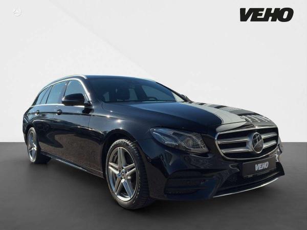 Melns Mercedes-Benz E 400 2018 Viļņa, ar dzinēja tilpumu 2.93 L un nobraukumu 178 tūkst. km par 23900 €, foto 7 vietnē AUTOMOTO.COM.LV