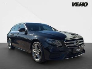 Melns Mercedes-Benz E 400 2018 Viļņa, ar dzinēja tilpumu 2.93 L un nobraukumu 178 tūkst. km par 23900 €, foto 8 vietnē AUTOMOTO.COM.LV