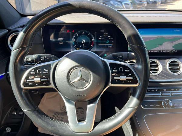 Black Mercedes-Benz E 400 2018 in Kaunas, with an engine capacity of 2.93 L and mileage of 196 thousand km for 23900 €, photo 11 on AUTOMOTO.COM.LV