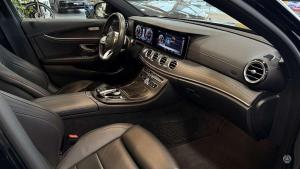 Black Mercedes-Benz E 400 2019 in Vilnius, with an engine capacity of 3.00 L and mileage of 173 thousand km for 28999 €, photo 22 on AUTOMOTO.COM.LV