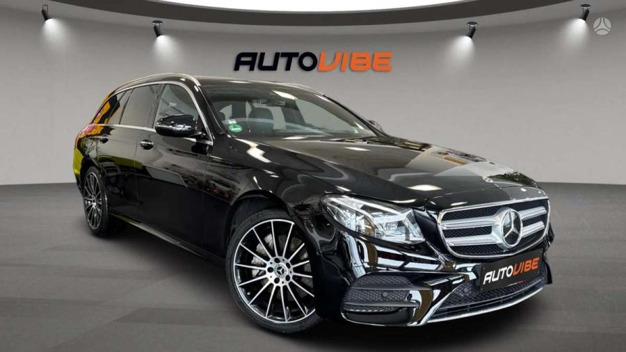 Melns Mercedes-Benz E 400 2019 Viļņa, ar dzinēja tilpumu 3.00 L un nobraukumu 173 tūkst. km par 28999 €, foto 4 vietnē AUTOMOTO.COM.LV