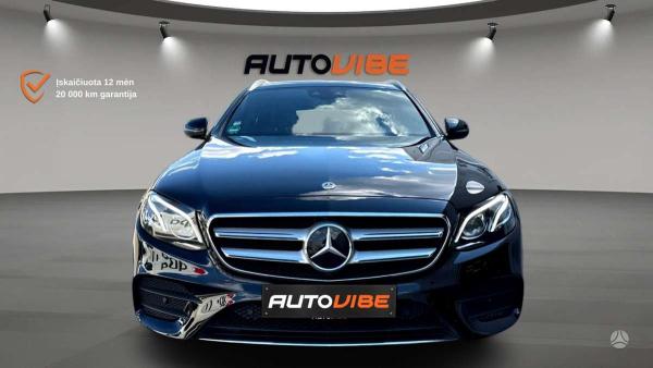 Melns Mercedes-Benz E 400 2019 Viļņa, ar dzinēja tilpumu 3.00 L un nobraukumu 173 tūkst. km par 26888 €, foto 2 vietnē AUTOMOTO.COM.LV