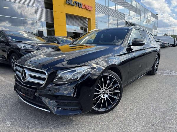Melns Mercedes-Benz E 400 2019 Viļņa, ar dzinēja tilpumu 3.00 L un nobraukumu 173 tūkst. km par 26888 €, foto 8 vietnē AUTOMOTO.COM.LV