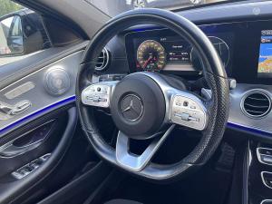 Melns Mercedes-Benz E 400 2019 Kauņa, ar dzinēja tilpumu 3.00 L un nobraukumu 106 tūkst. km par 27500 €, foto 11 vietnē AUTOMOTO.COM.LV