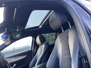 Melns Mercedes-Benz E 400 2019 Kauņa, ar dzinēja tilpumu 3.00 L un nobraukumu 106 tūkst. km par 27500 €, foto 18 vietnē AUTOMOTO.COM.LV