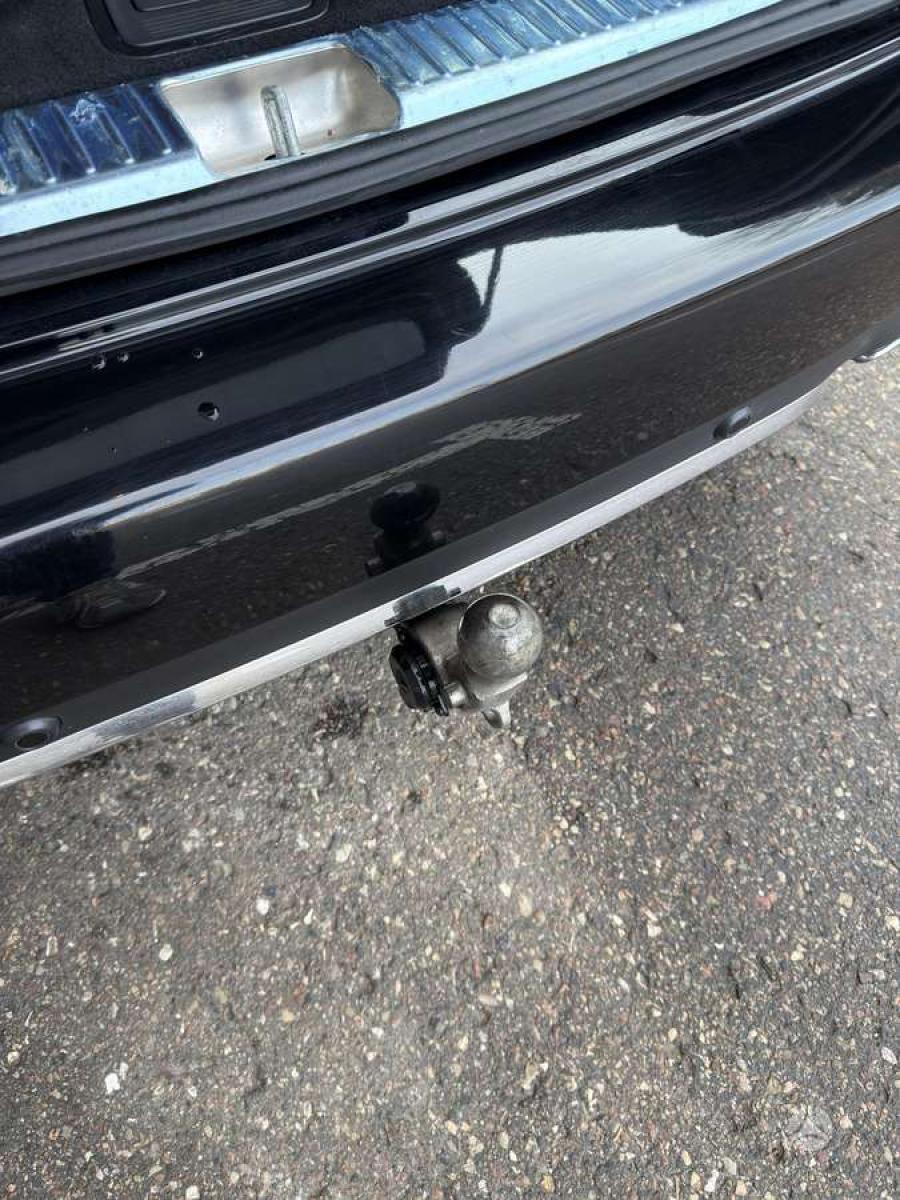 Melns Mercedes-Benz E 400 2021 Viļņa, ar dzinēja tilpumu 2.93 L un nobraukumu 139 tūkst. km par 33000 €, foto 13 vietnē AUTOMOTO.COM.LV