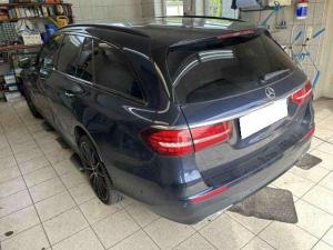 Blue Mercedes-Benz E 400 2023 in Klaipeda, with an engine capacity of 2.93 L and mileage of 120 thousand km for 19500 €, photo 6 on AUTOMOTO.COM.LV