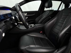 Zils Mercedes-Benz E 400 2017 Viļņa, ar dzinēja tilpumu 3.50 L un nobraukumu 180 tūkst. km par 23990 €, foto 10 vietnē AUTOMOTO.COM.LV