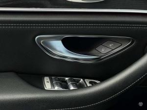 Zils Mercedes-Benz E 400 2017 Viļņa, ar dzinēja tilpumu 3.50 L un nobraukumu 180 tūkst. km par 23990 €, foto 21 vietnē AUTOMOTO.COM.LV