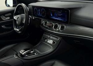 Blue Mercedes-Benz E 400 2017 in Kaunas, with an engine capacity of 3.50 L and mileage of 180 thousand km for 19900 €, photo 8 on AUTOMOTO.COM.LV