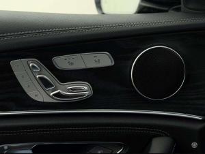 Blue Mercedes-Benz E 400 2017 in Kaunas, with an engine capacity of 3.50 L and mileage of 180 thousand km for 19900 €, photo 11 on AUTOMOTO.COM.LV