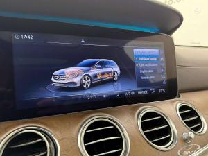 Brown Mercedes-Benz E 400 2017 in Vilnius, with an engine capacity of 3.50 L and mileage of 138 thousand km for 25500 €, photo 16 on AUTOMOTO.COM.LV