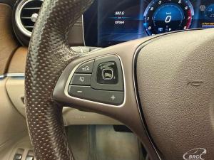 Brown Mercedes-Benz E 400 2017 in Vilnius, with an engine capacity of 3.50 L and mileage of 138 thousand km for 25500 €, photo 19 on AUTOMOTO.COM.LV