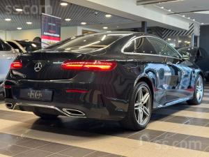 Zaļš Mercedes-Benz E 400 2018 Rīga, ar dzinēja tilpumu 3.00 L un nobraukumu 50 tūkst. km par 34500 €, foto 3 vietnē AUTOMOTO.COM.LV