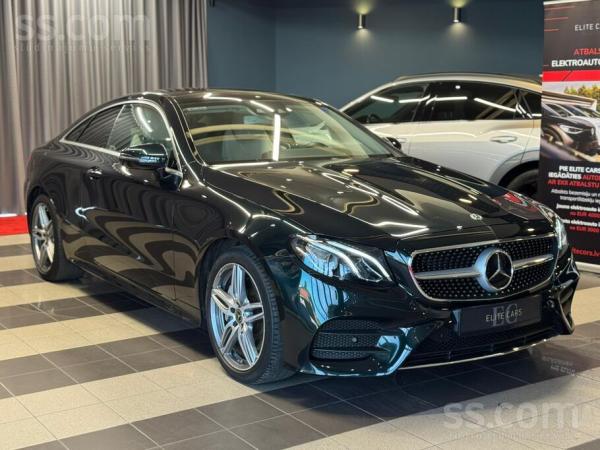 Zaļš Mercedes-Benz E 400 2018 Rīga, ar dzinēja tilpumu 3.00 L un nobraukumu 50 tūkst. km par 34500 €, foto 5 vietnē AUTOMOTO.COM.LV